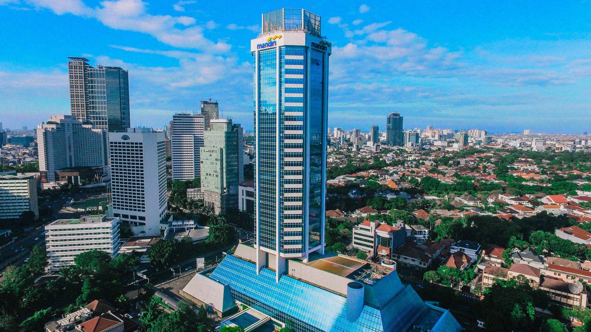 12 Rekomendasi Gedung Kantor di Jakarta Pusat yang Strategis dan Modern ...